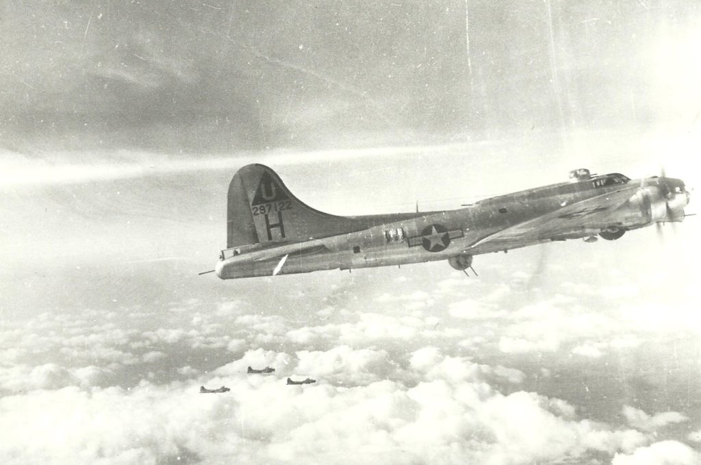 A/C 42 - 97122 - The 457th Bomb Group (H) Association